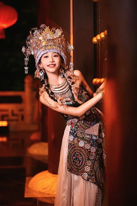 桂林旅拍夜景客片 花瓣网