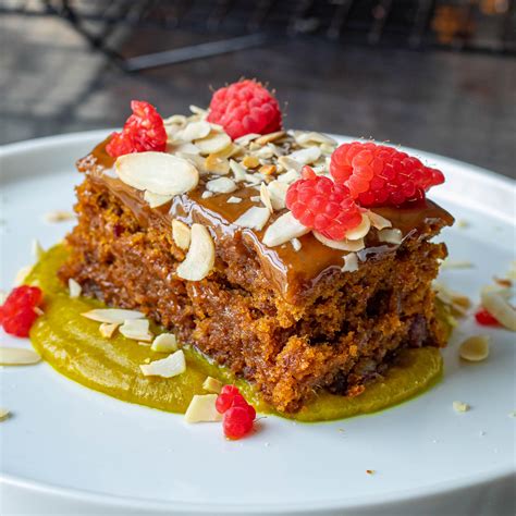 Sticky Ginger Cake Mob