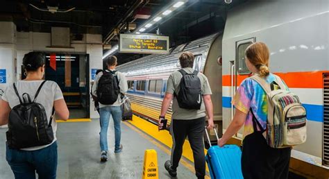 I Paid 168 For A 10 Hour Amtrak Business Class Ride Next Time Ill