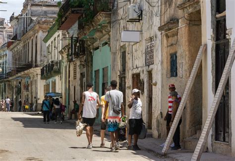 China Rushes To Cubas Rescue Expands Solar Support As Us Cut