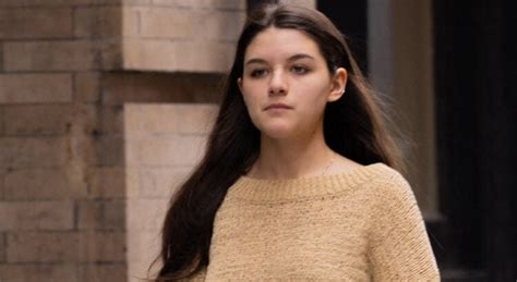 Suri Cruise A Choisi Sa Fac Et Quelque Chose Nous Dit Quelle Va Suivre