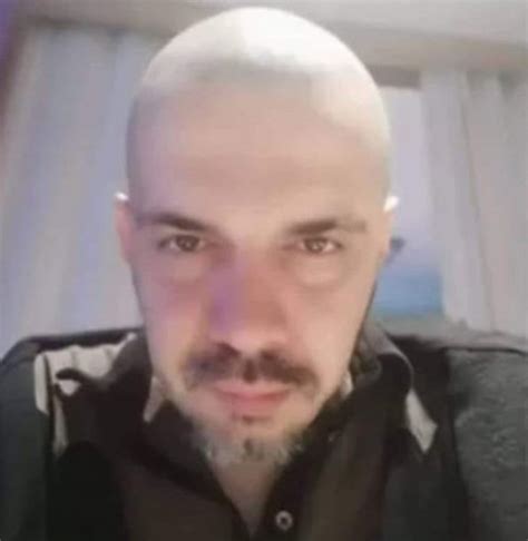 Bilo Mi Je LakŠe Da Se Napijem Gasio Sam Lozu Pivom Šok Priznanje Bojana Tomovića O Alkoholu