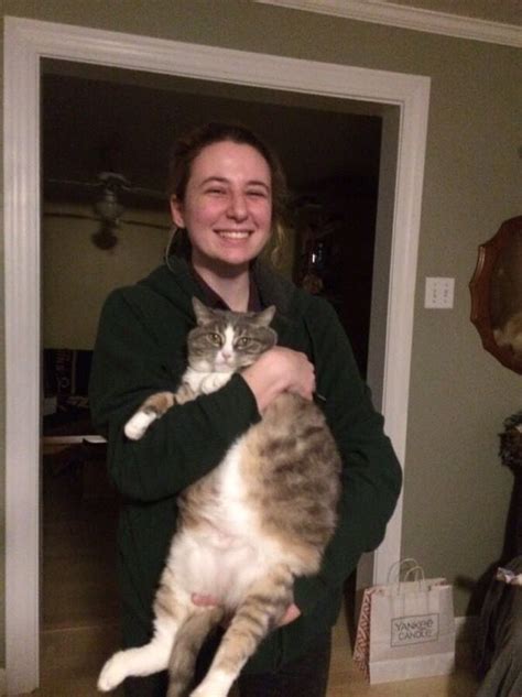 Tiny Girls Chubby Puss Scrolller