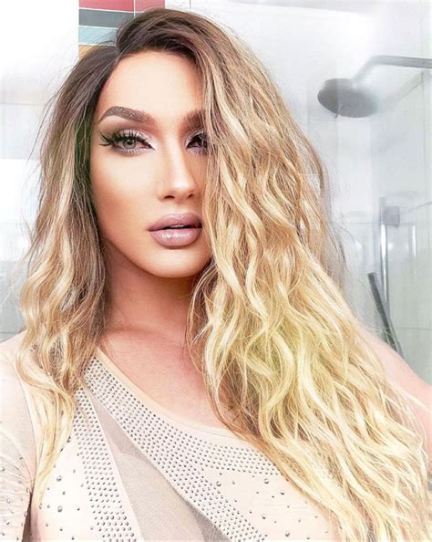 Fabulous Russian Drag Queen Melloni Long