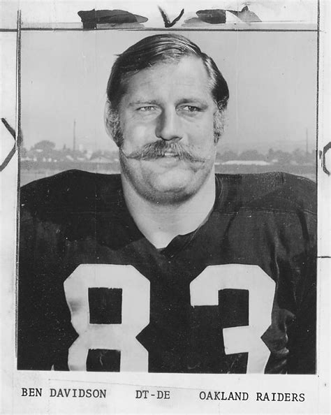 Ben Davidson Towering Raiders Lineman Dies At 72