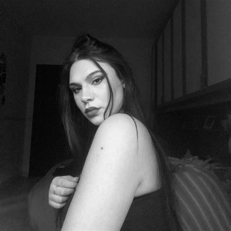 Sara🤍 Saraa Db • Threads Say More