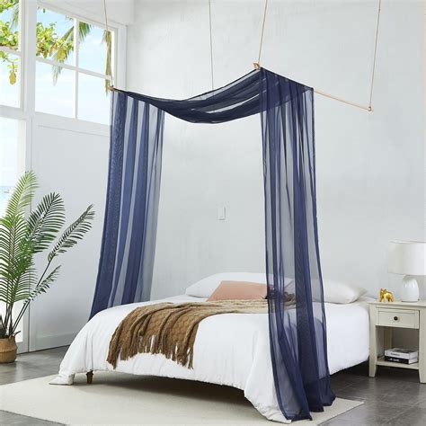 Make Cool Canopies For Beds With Blue Scene