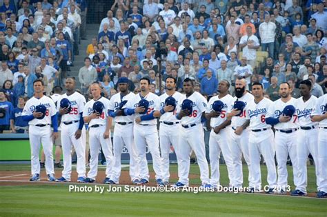 National Anthem Game 3 Nlcs Dodgers Stadium Dodgers Dodger Stadium