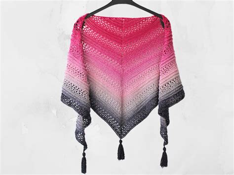 14 Free Story Shawl Patterns Video Tutorials