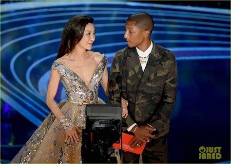 Pharrell Williams Takes The Stage In Camo Print At Oscars 2019 Photo
