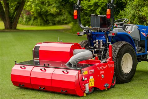 Synthetic Grass Cleaning Machines I Redexim