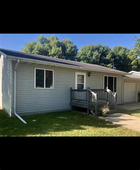 208 W Main St Mellette Sd 57461 Zillow