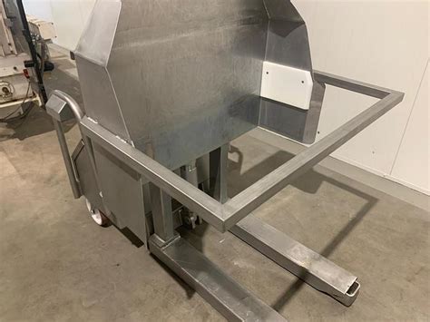 Used Equipment Mobile Dolav Bin Tipper Backsaver