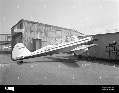 Curtiss Wright Cw 22 Falcon N67905 The Retractable Gear Two Seat