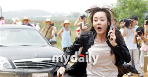 Md포토 월드스타 김윤진 그녀가 깜짝 놀란 이유는