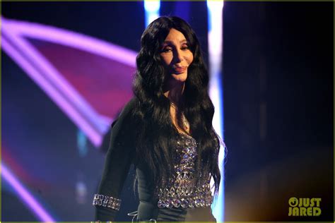 Meryl Streep And Jennifer Hudson Pay Tribute To Icon Award Winner Cher At