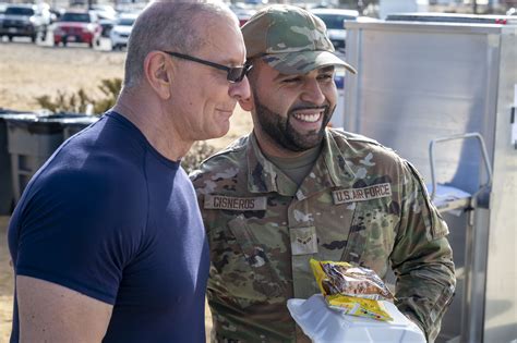 Food Networks Chef Robert Irvine Visits Edwards Air Force Base Edwards Air Force Base News