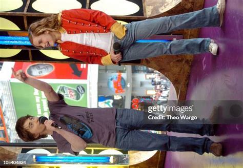 1341 Emma Watson Mtv Photos And High Res Pictures Getty Images