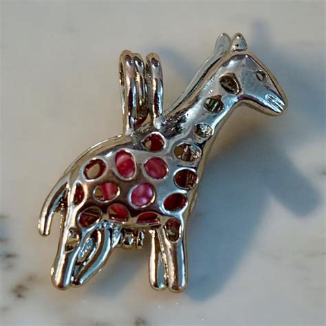 13 Jirafa Dmarpearls