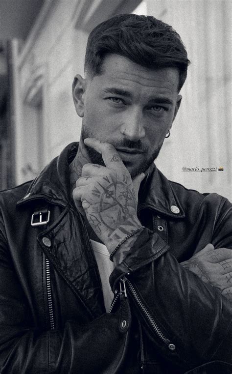 Ontdek 900 Mario Perozzi 👁️👁️🇮🇹 En Mannenbaard Ideeën Tatoeage Nek