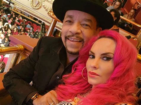 Coco Austins Daughter Twerks In Controversial Christmas Video