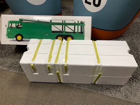 Norev 1 18 Camion Miniature Bartoletti 306 2 David Piper Racing 1970 Le Mans Catawiki