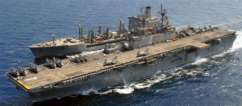 Lhd 4 Uss Boxer Wasp Class Amphibious Assault Ship P2