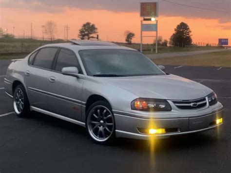 2005 Chevrolet Impala With 18x85 32 Vision Torque And 22540r18