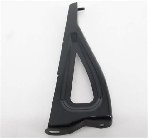 Genuine Oem Toyota 53273 04020 Passenger Rh Front Bumper Bracket 2005