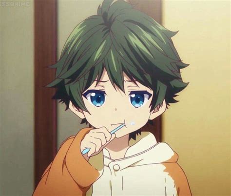 Anime Character Sitting In Front Of Book Shelf Profilo Personaggi