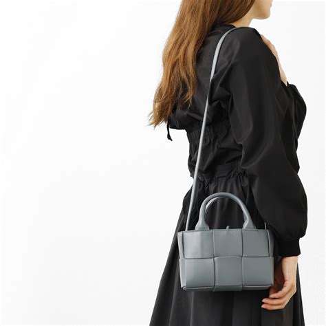 Bottega Veneta ボッテガヴェネタ ショルダーバッグ 2way ミニトートバッグ Candy Arco レディース レディース