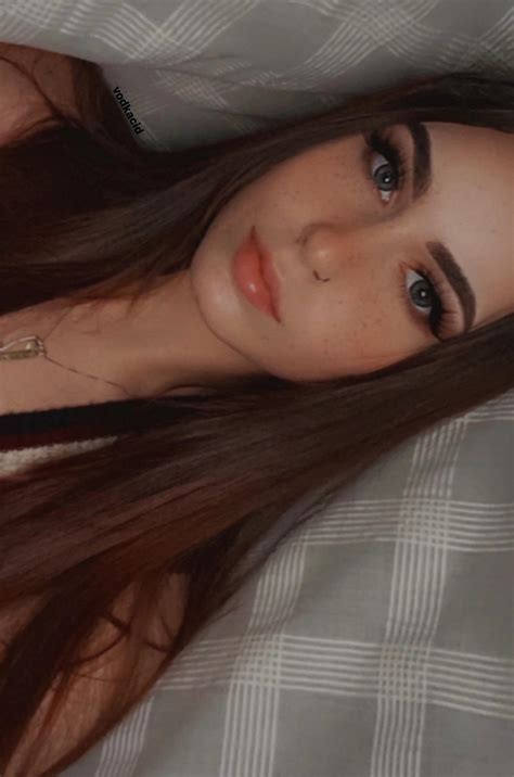 Freckles 🖤🥀 Selfie