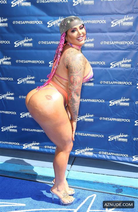 Katie Forbes Sexy Hosts Summer Swim Wrestling Weekend Pool Party In Las