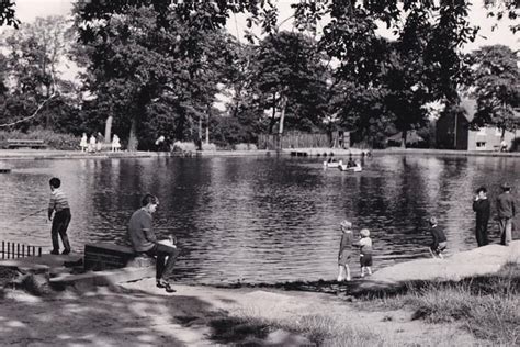Mesmerising Photos Take You Back To Middleton In The 1970s