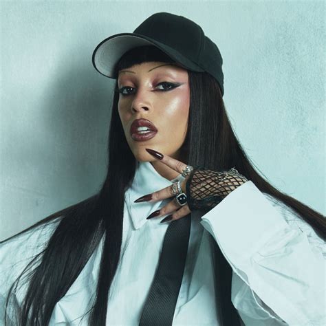 Pop Tingz On Twitter Doja Cat Jokes That Her Stage Name Is Now Emcee Flapchunks 3