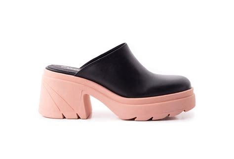 The Best Cute And Comfortable Clogs To Wear This Summer Chatelaine