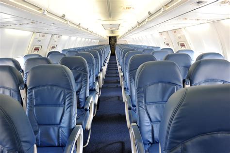 Delta Boeing 737 800 Interior Main Cabin Center Delta News Hub