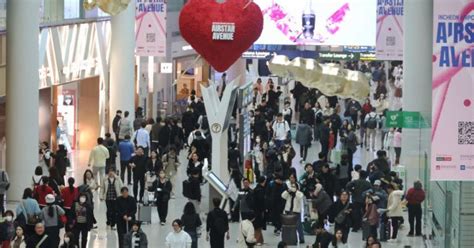 오키나와 이시가키지마 신규 취항…‘日 여행 붐에 소도시 취항 늘리는 항공사들