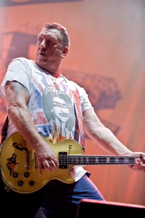 Sex Pistols Steve Jones Reveals How Phil Lynott Conned Him Out Of Vintage Gretch Guitar Now In