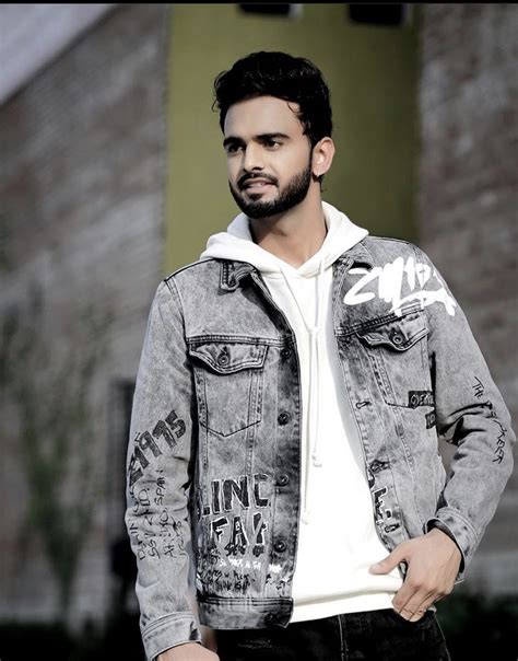 Aatish Punjabi Singer Biography Age Real Name Hometown Girlfriend