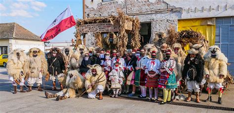 Busómaszkok Képek Added A New Photo Busómaszkok Képek