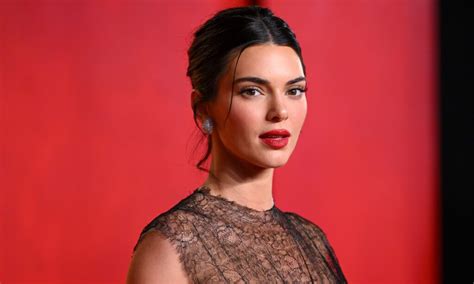 Kendall Jenners New Pixie Cut Has Fans Doing A Double Take