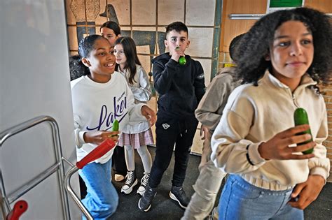 Op Deze Basisschool In Zaandam Krijgen Alle Kinderen Gratis Eten