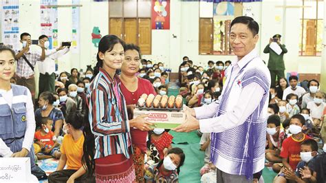 ပြည်ထောင်စုဝန်ကြီး ဒေါက်တာစိုးဝင်း လှိုင်းဘွဲမြို့နှင့်ဘားအံမြို့ပေါ်ရ