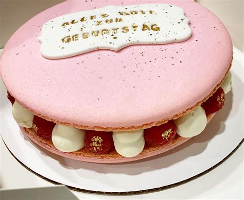 Giant Macaron Macaron Boutique