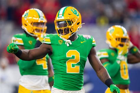 Early Projection For Oregon Ducks Starters On Defense For 2024