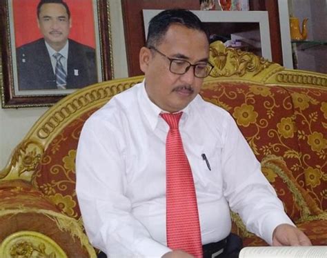 Juswari Umar Said Layangkan Somasi Untuk Pegawai Pupr Kampar Aktual Bernas And Terpercaya