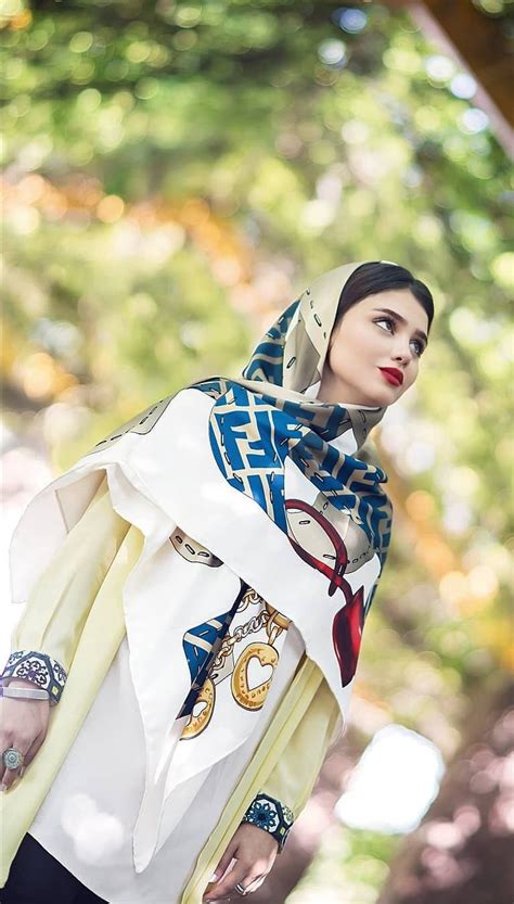 Persian Girl Style Iranian Fashion Aroosimanir Iranian Women
