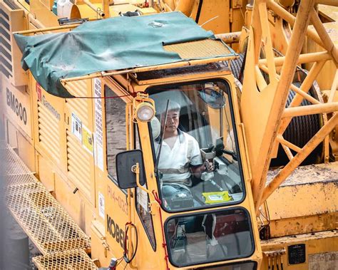 Telehandler Cabin Components And Technology Trends