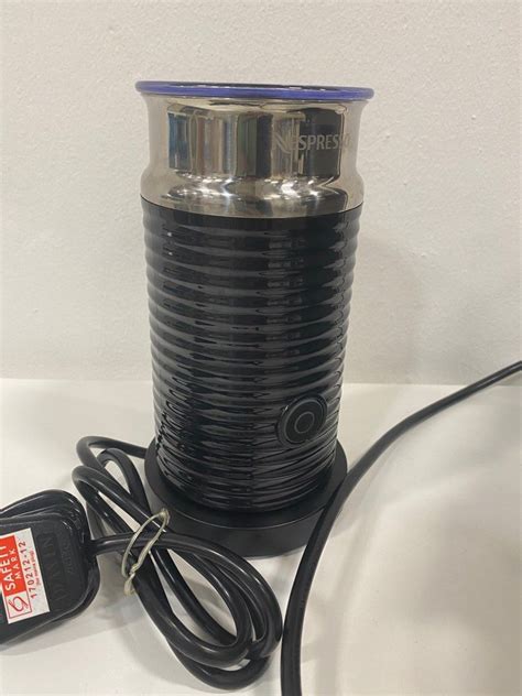 Nespresso Pixie And Aeroccino Tv And Home Appliances Kitchen Appliances